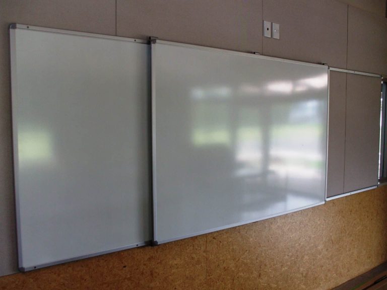 Sliding Whiteboards - single, double or triple sliders - 3D Products